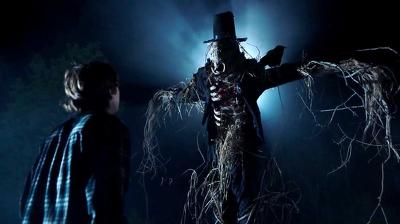 Creepshow (S01E06): Skincrawlers / By the Silver Water of Lake ...