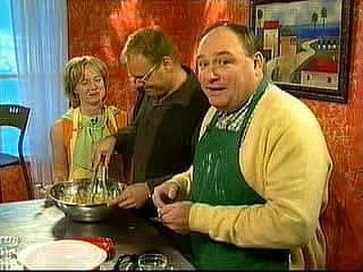 Good Eats (S06E02): Strawberry Sky Summary - Season 6 Episode 2 Guide