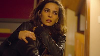 Good Morning, Veronica (S01E01): Good Morning, Veronica Summary ...