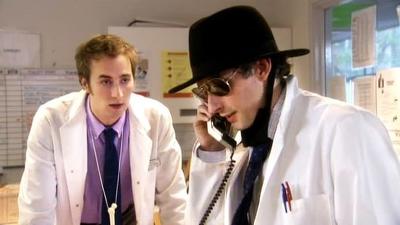 Green Wing (S02E05): Series 2, Episode 5 Summary - Season 2 Episode 5 Guide