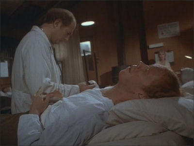 MASH (S07E23): A Night at Rosie's Summary - Season 7 Episode 23 Guide