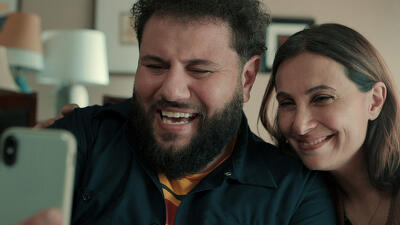 Mo (S01E01): Hamoodi Summary - Season 1 Episode 1 Guide