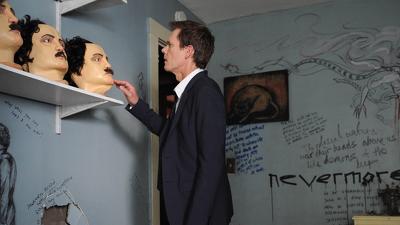 The Following (S01E01): Pilot Summary - Season 1 Episode 1 Guide