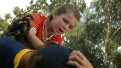 Young Sheldon (S03E11): A Live Chicken, a Fried Chicken and Holy ...