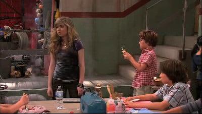 iCarly (2007) (S04E11): iParty With Victorious: Part 1 Summary - Season ...