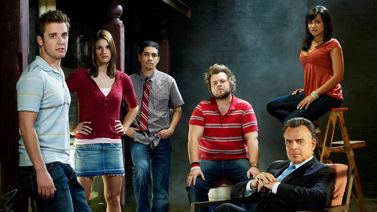 Reaper Show Summary and Episode Guide and Schedule. Is Reaper Renewed ...